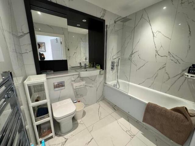 2 bedroom flat for rent in Hurst Street, Birmingham, B5