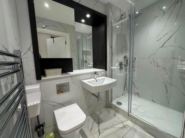 2 bedroom flat for rent in Hurst Street, Birmingham, B5