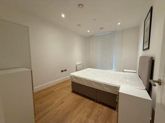 2 bedroom flat for rent in Hurst Street, Birmingham, B5