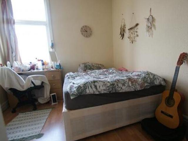 2 Bedroom Flat For Rent In Hyde Park