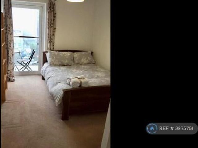 2 bedroom flat for rent in Iconia House, Bromley, BR2