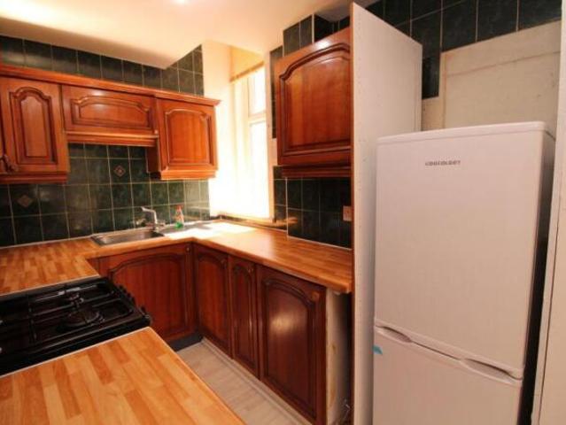 2 bedroom flat for rent in Inglefield Street, Glasgow, G42