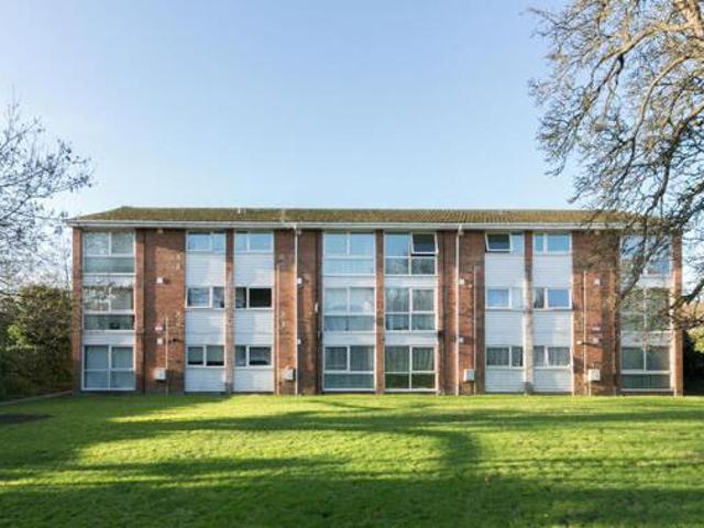 2 Bedroom Flat For Rent In Inks Green