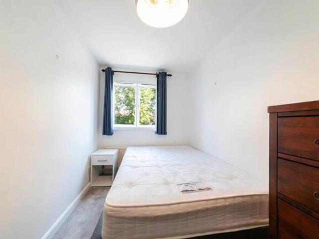 2 bedroom flat for rent in Iverson road, West Hampstead, NW6