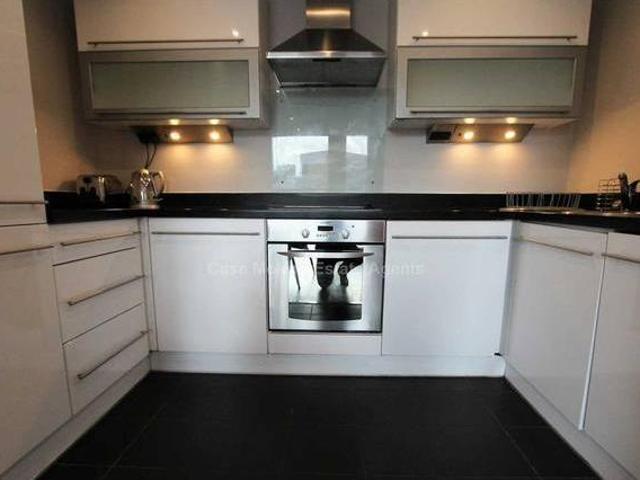 2 bedroom flat for rent in Jordan Street Manchester M15