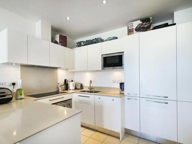 2 Bedroom Flat For Rent In Juniper Drive