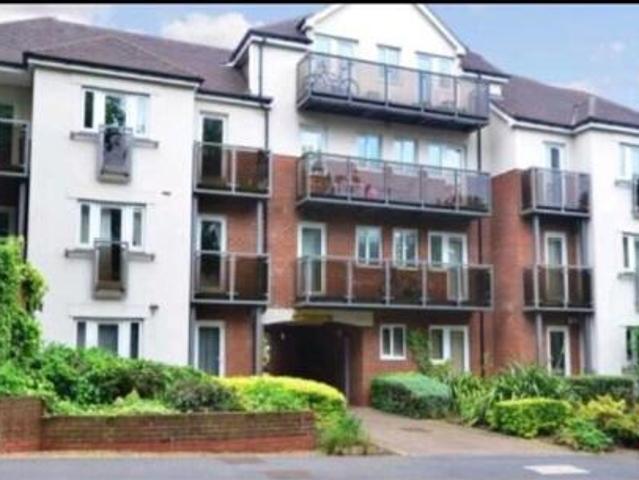 2 bedroom flat for rent in Jubilee Court, Sutton, SM2