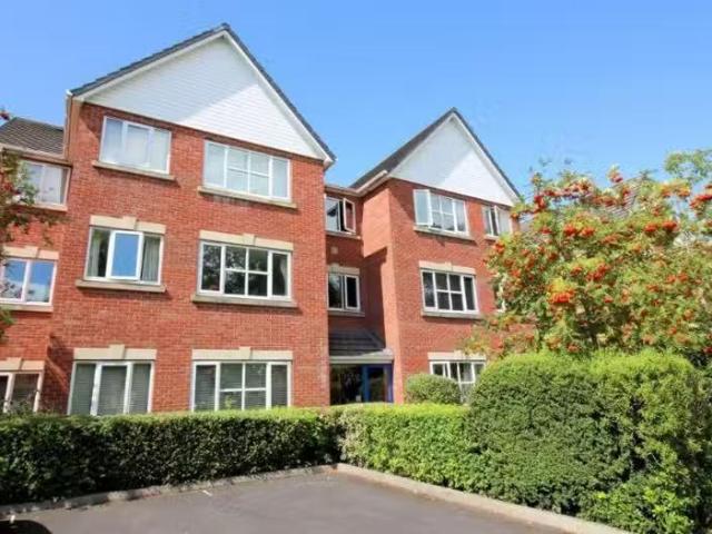 2 bedroom flat for rent in Jubilee Court, Victoria Road, B27