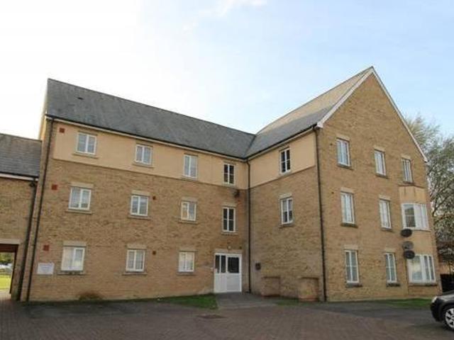2 bedroom flat for rent in Jubilee Green Papworth Everard Cambridge CB23 3RZ CB23