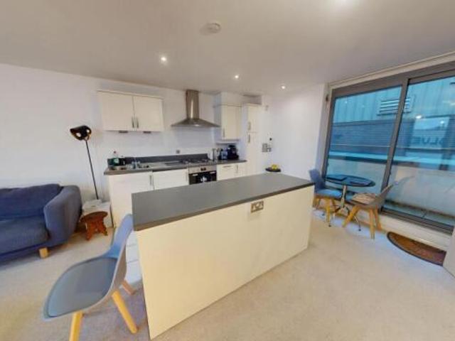 2 bedroom flat for rent in Jubilee Street, BN1