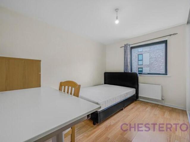2 bedroom flat for rent in Julius House, Blair Street, E14