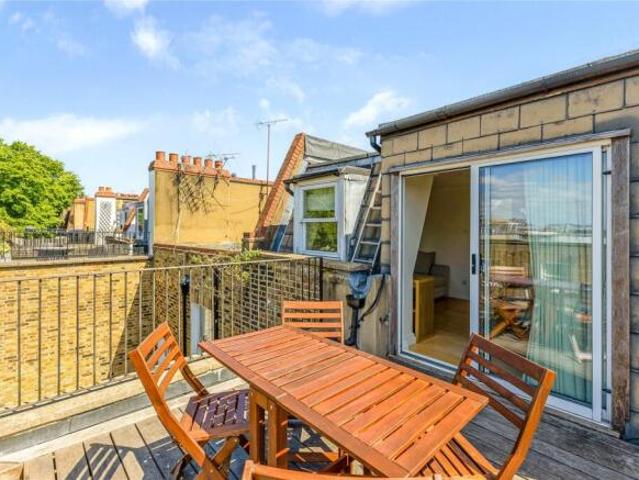 2 bedroom flat for rent in Kempsford Gardens, Earl's Court, SW5