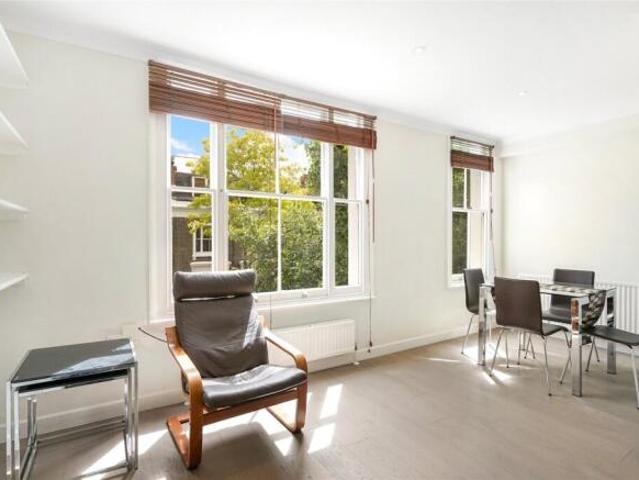 2 bedroom flat for rent in Kempsford Gardens, Earls Court, SW5