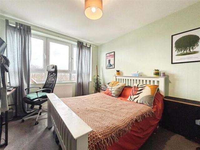 2 bedroom flat for rent in Kender Street, London, SE14