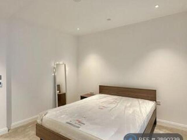 2 bedroom flat for rent in Kennington Lane, London, SE11