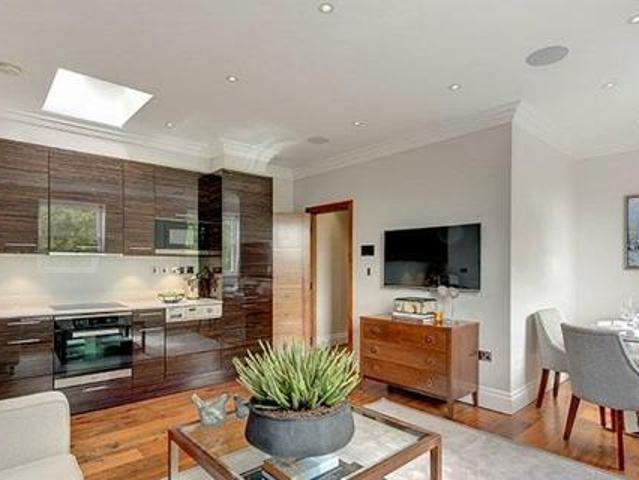 2 Bedroom Flat For Rent In Kensington Gardens Square, London