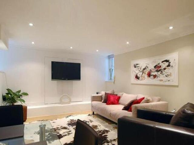 2 Bedroom Flat For Rent In Kensington, London