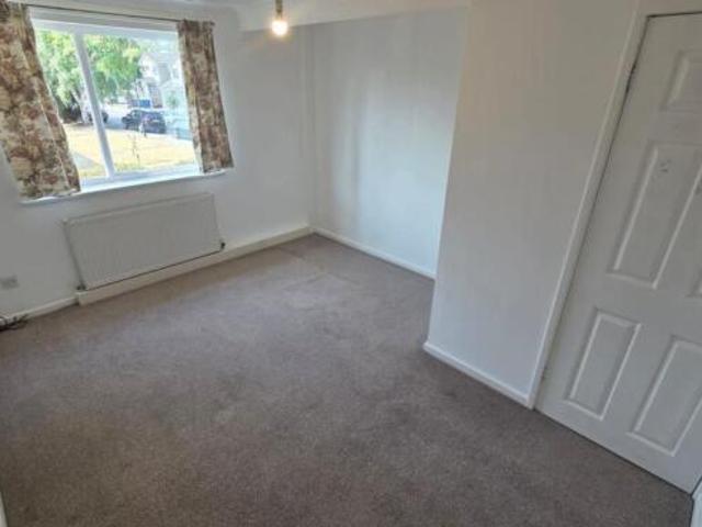 2 bedroom flat for rent in Kelsey Gardens, Doncaster, DN4