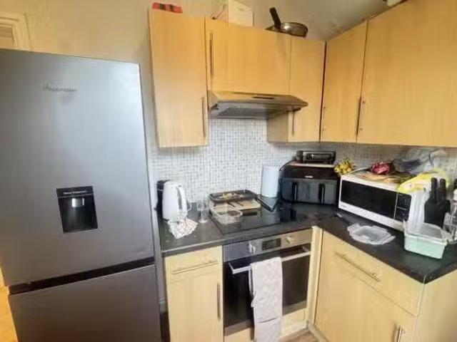 2 bedroom flat for rent in Keppoch Street Cardiff, CF24