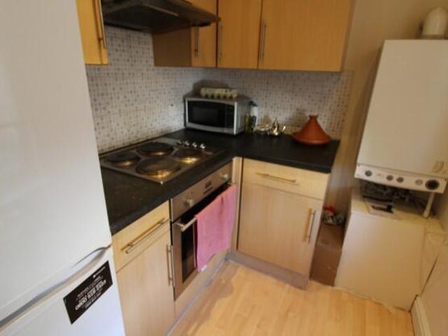 2 bedroom flat for rent in Keppoch Street Cardiff, CF24