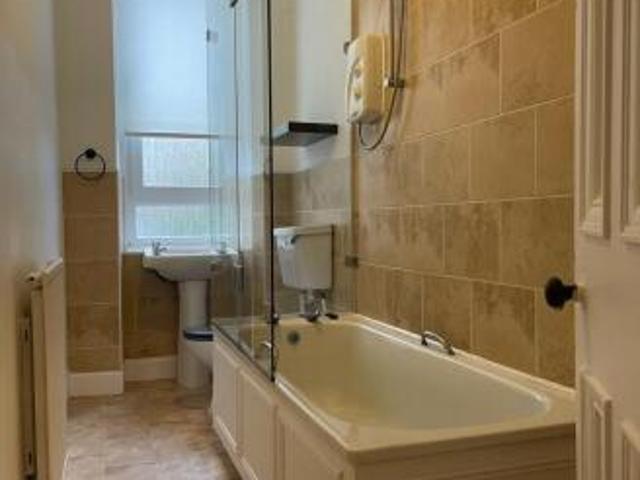 2 bedroom flat for rent in Kerr Street, Kirkintilloch, Glasgow, G66 1LF, G66