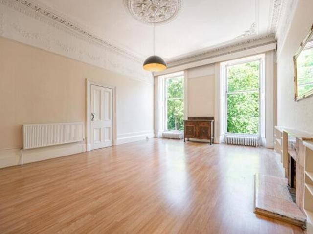 2 bedroom flat for rent in Kew Terrace, Dowanhill, Glasgow, G12 0TD, G12