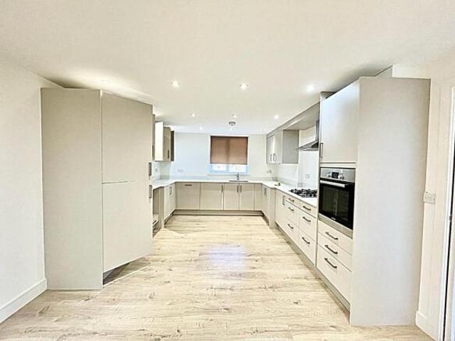 2 bedroom flat for rent in Kimbolton Road Bedford MK41