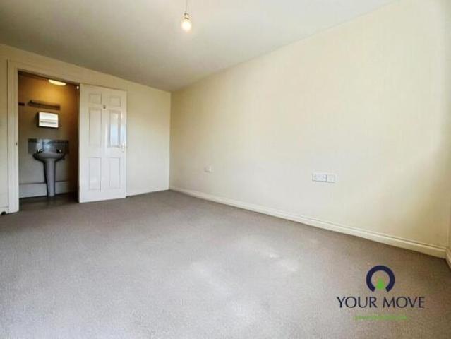 2 bedroom flat for rent in Kings Prospect, Ashford, Kent, TN24