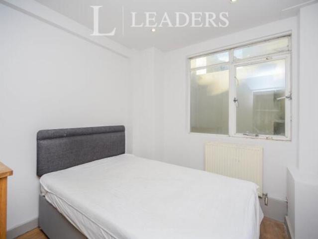 2 bedroom flat for rent in Kings Road, Brighton, East Sussex, BN1