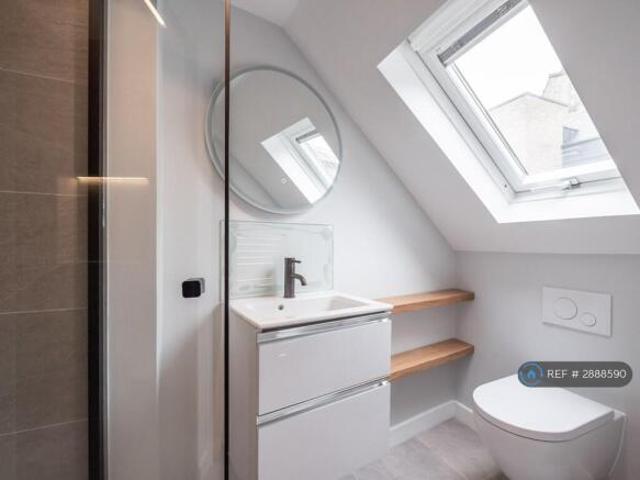2 bedroom flat for rent in King's Stables Lane, Edinburgh, EH1