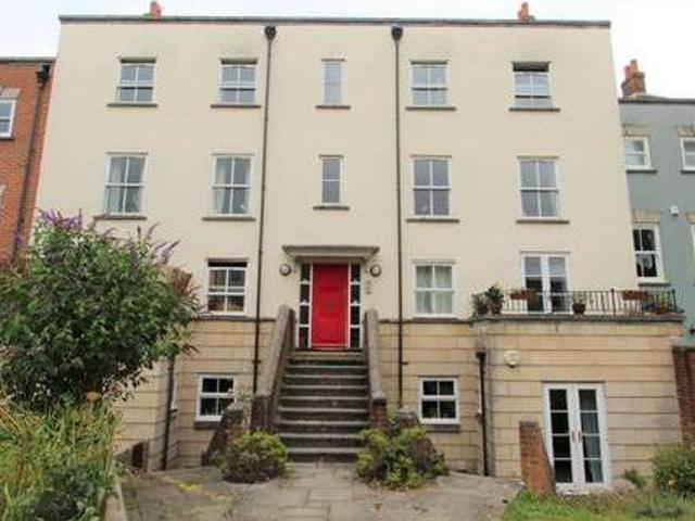 2 bedroom flat for rent in Kingsdown Parade Bristol BS6