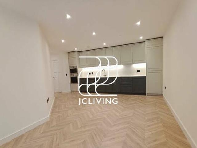 2 bedroom flat for rent in Kingston Upon Thames KT1