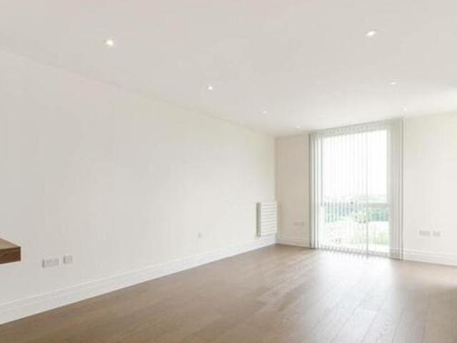 2 Bedroom Flat For Rent In Kingston, Kingston Upon Thames
