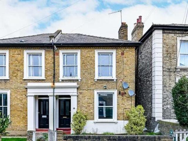 2 Bedroom Flat For Rent In Kingston, Kingston Upon Thames