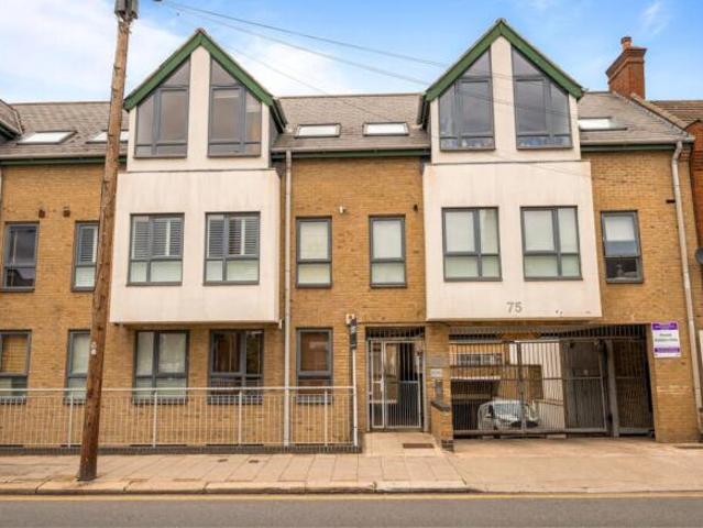 2 bedroom flat for rent in Kilburn Lane, London, W10