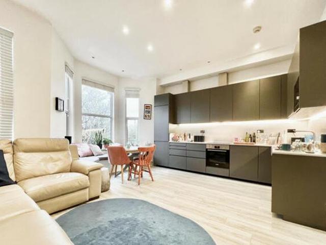 2 Bedroom Flat For Rent In Kilburn