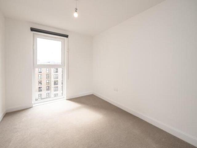 2 bedroom flat for rent in Kilpatrick Grove, Edinburgh, EH6