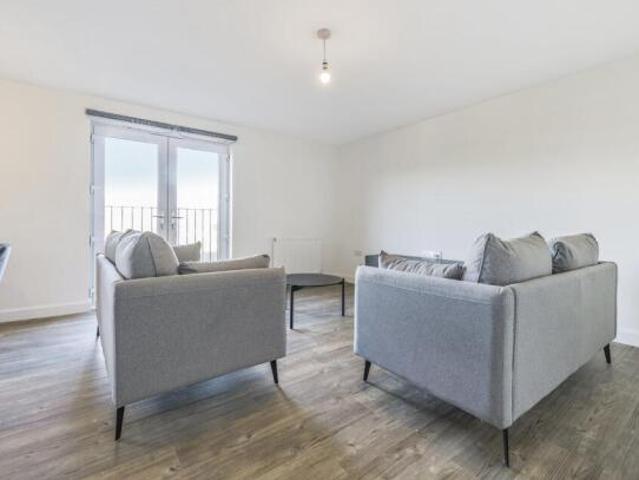 2 bedroom flat for rent in Kilpatrick Grove, Edinburgh, EH6