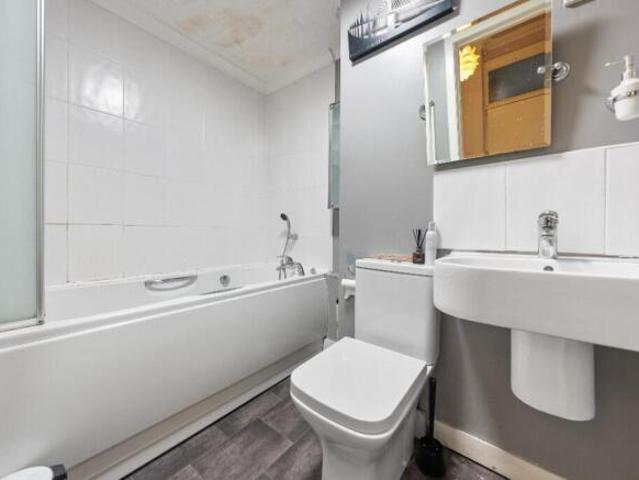2 bedroom flat for rent in Kirkland Street, North Kelvinside, Glasgow, G20