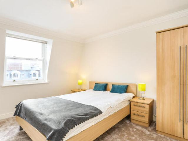 2 bedroom flat for rent in Knaresborough Place, Earls Court, London, SW5