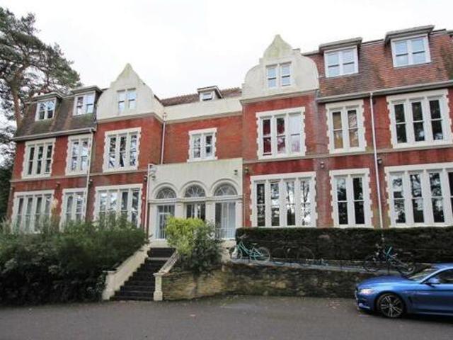 2 Bedroom Flat For Rent In Knyveton Road