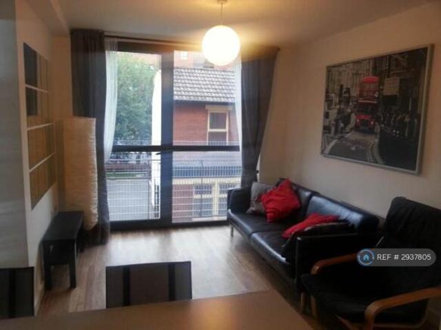 2 bedroom flat for rent in Krupa Buildings, Manchester, M4