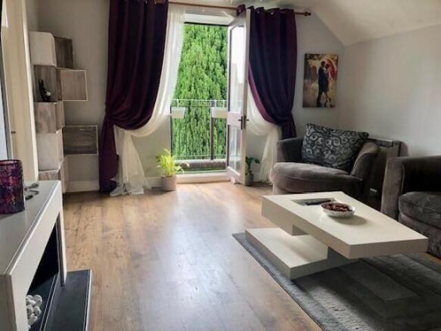 2 bedroom flat for rent in Lamberhurst, Kent, TN3