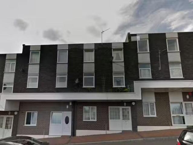 2 bedroom flat for rent in Lammermoor Avenue, BIRMINGHAM, B43