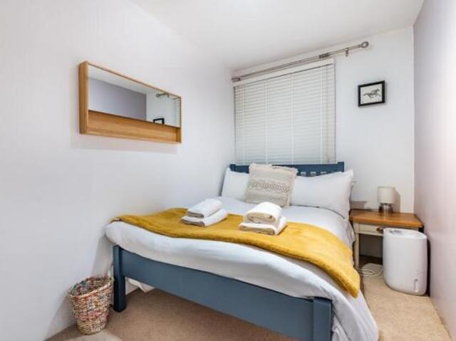 2 bedroom flat for rent in Lanark Road Westminster, London W9