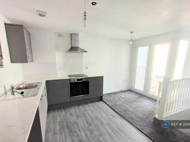 2 Bedroom Flat For Rent In Lancaster