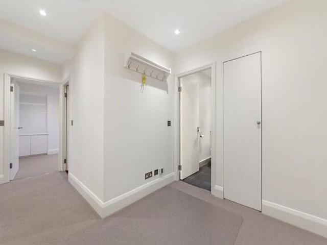 2 bedroom flat for rent in Lancaster Close, 13 15 St. Petersburgh Place, W2