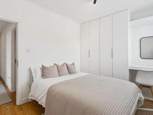 2 bedroom flat for rent in Lancaster Gate, London W2