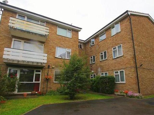 2 Bedroom Flat For Rent In Langley