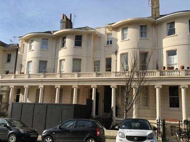 2 bedroom flat for rent in Lansdowne Place Hove East Sussex BN3